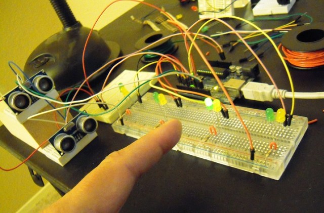 Touchless Technology with ultrasonic distance sensors | Engineer Zero